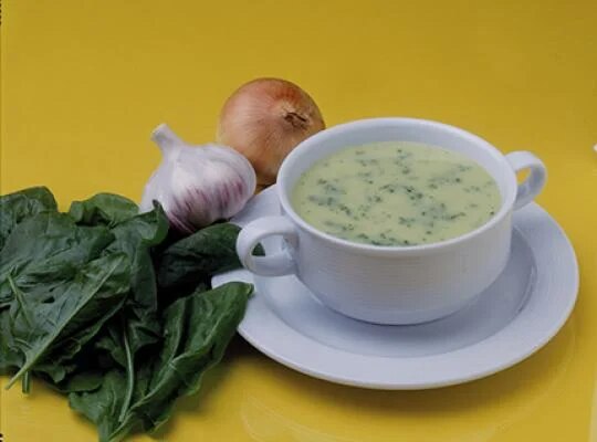 Frische Bärlauchcremesuppe | Nestlé Professional